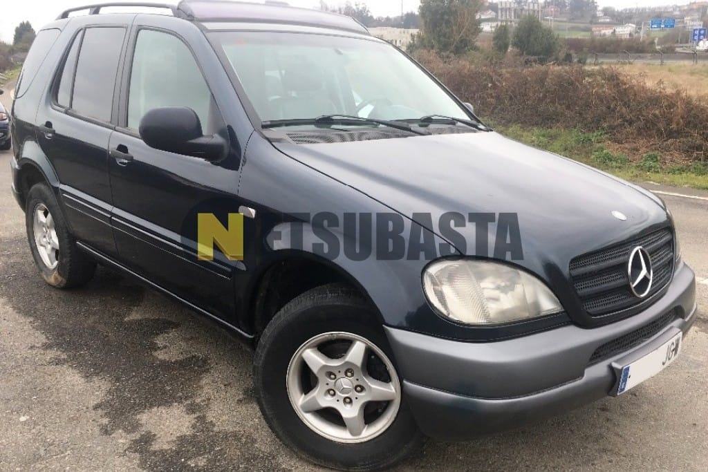 Subasta de Mercedes-Benz ML 320 1999