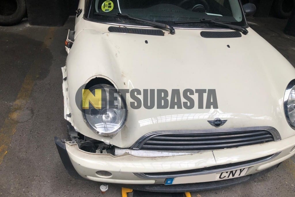 Subasta de Mini One 2003