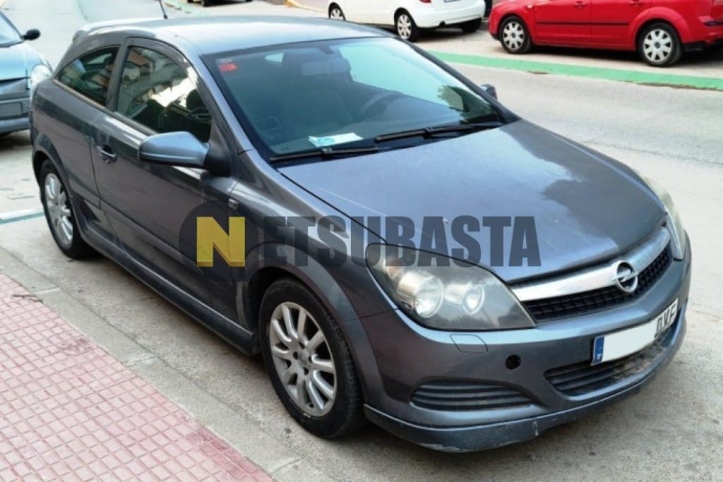 Subasta de Opel Astra 1.6i GTC 2006