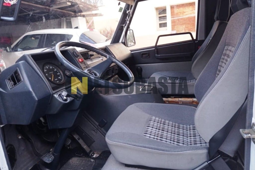 Subasta de Mercedes-Benz MB-120 1990