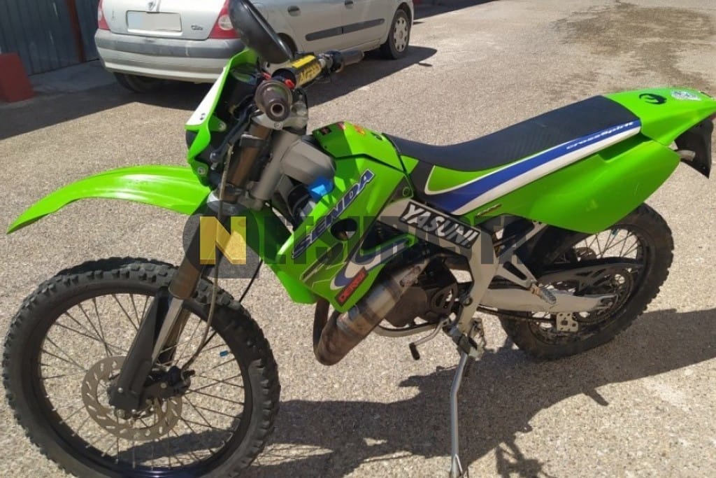 Subasta de Derbi Senda R 2003